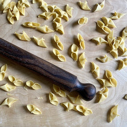 Nonna's mattarello, Italian pasta rolling pin – NonnasWoodShop